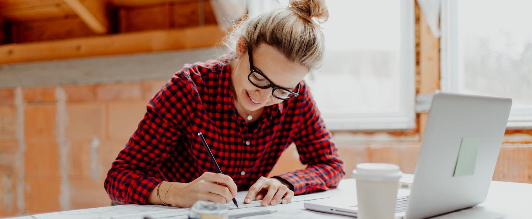 Money market account vs. checking: Which is best? | Discover